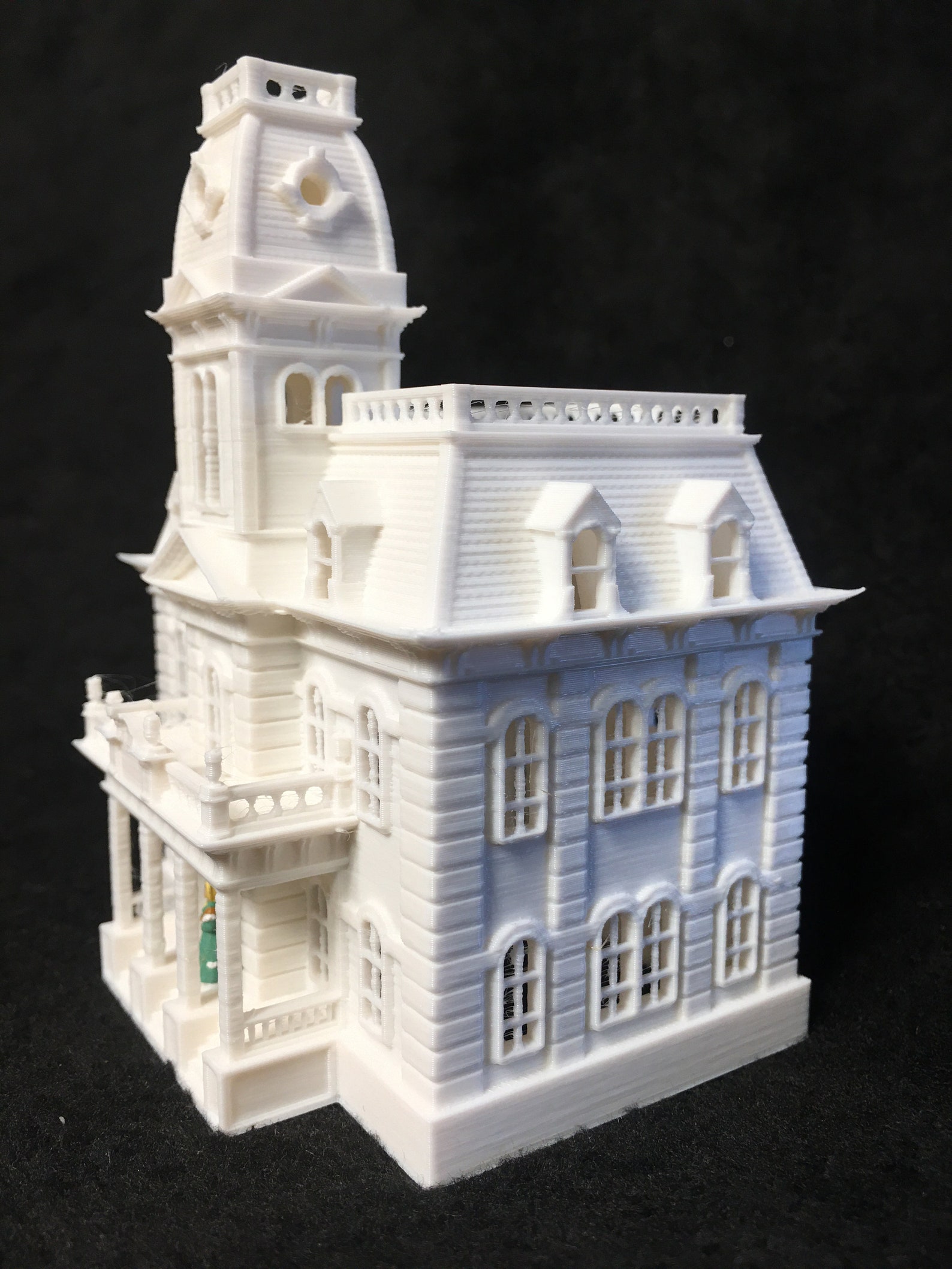 Gold Rush Bay Ho-scale Miniature Victorian19 CITY HALL Assembled White ...