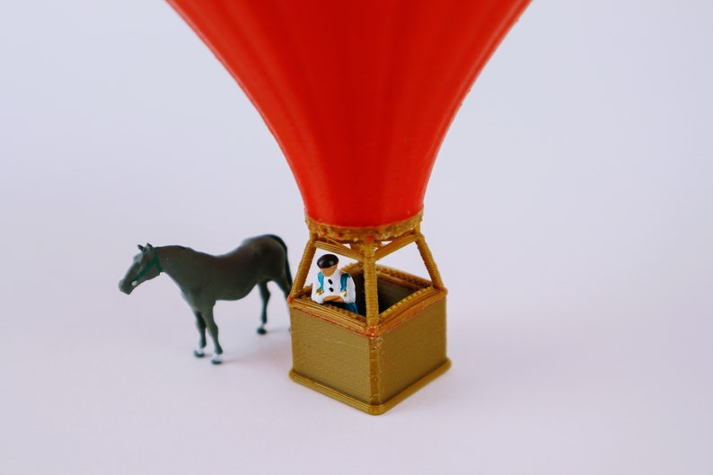 Miniature RED COLOR Ho-scale 1/87 Hot Air Balloon for Model Train or ...