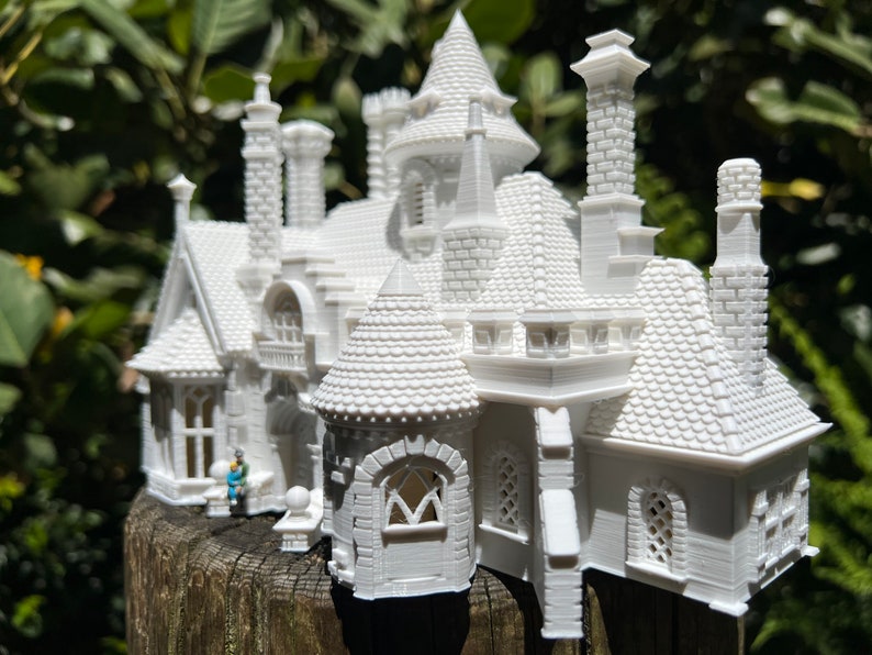 Miniature Ho-scale English Manor Tudor Hall Castle White 1:87 Model by ...