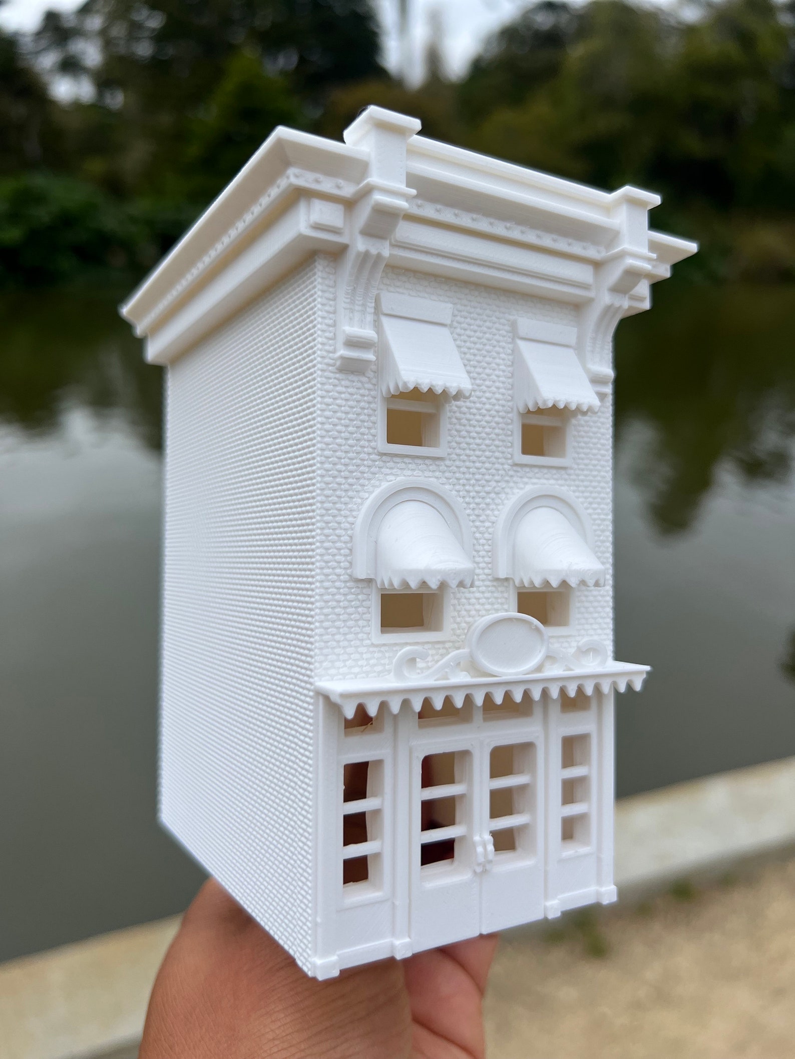 Miniature Ho-scale Victorian Main Street Gibson’s Assembled White 1:87 ...