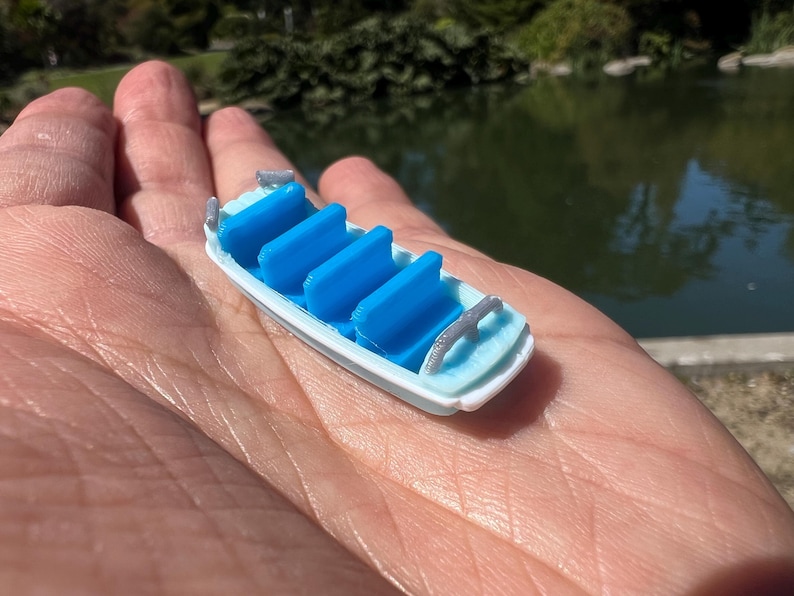 N-scale COLOR Miniature Small Boat World Tour Theme Park Ride Built W ...