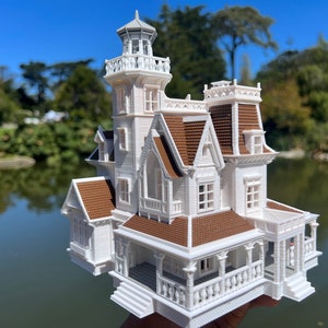 COLOR Miniature Ho-scale Practical Magic Victorian House Built and ...