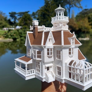 COLOR Miniature Ho-scale Practical Magic Victorian House Built and ...