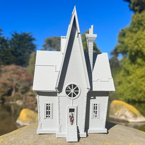 Miniature Gray Ho-scale Gru Villain House Gothic Victorian Minion ...