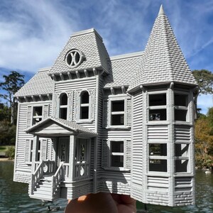 Miniature #38 Gray Ho-scale Neibolt House IT Victorian Mansion Built ...