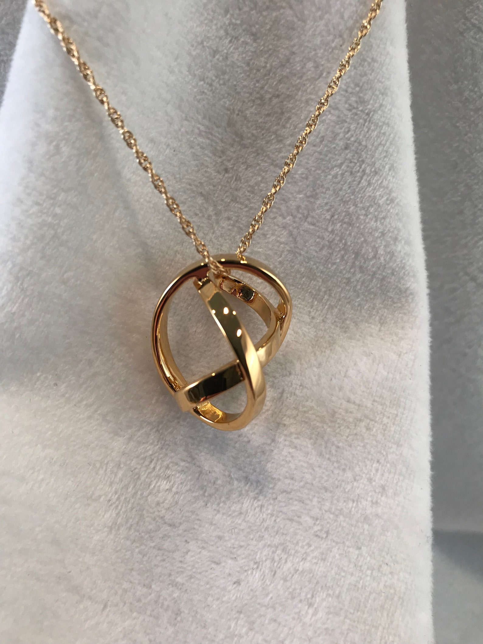 Infinite Sculptural Loop Design, Gift Contemporary Necklace Pendent ...