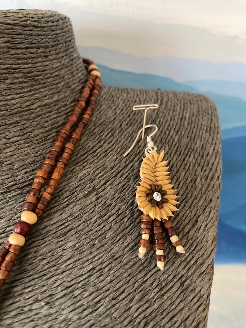 RICE PADDY CONCH Handmade Seed Necklace - Wooden Beaded Necklace ...