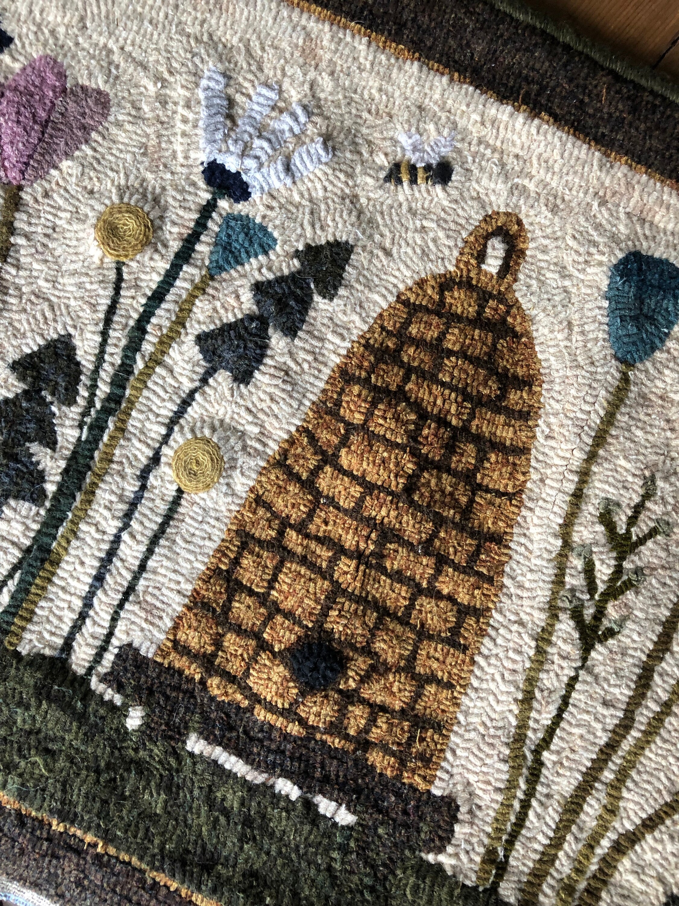 Zell's Bee Garden Rug Pattern - Hand Drawn on Primitive Linen or Monk's ...