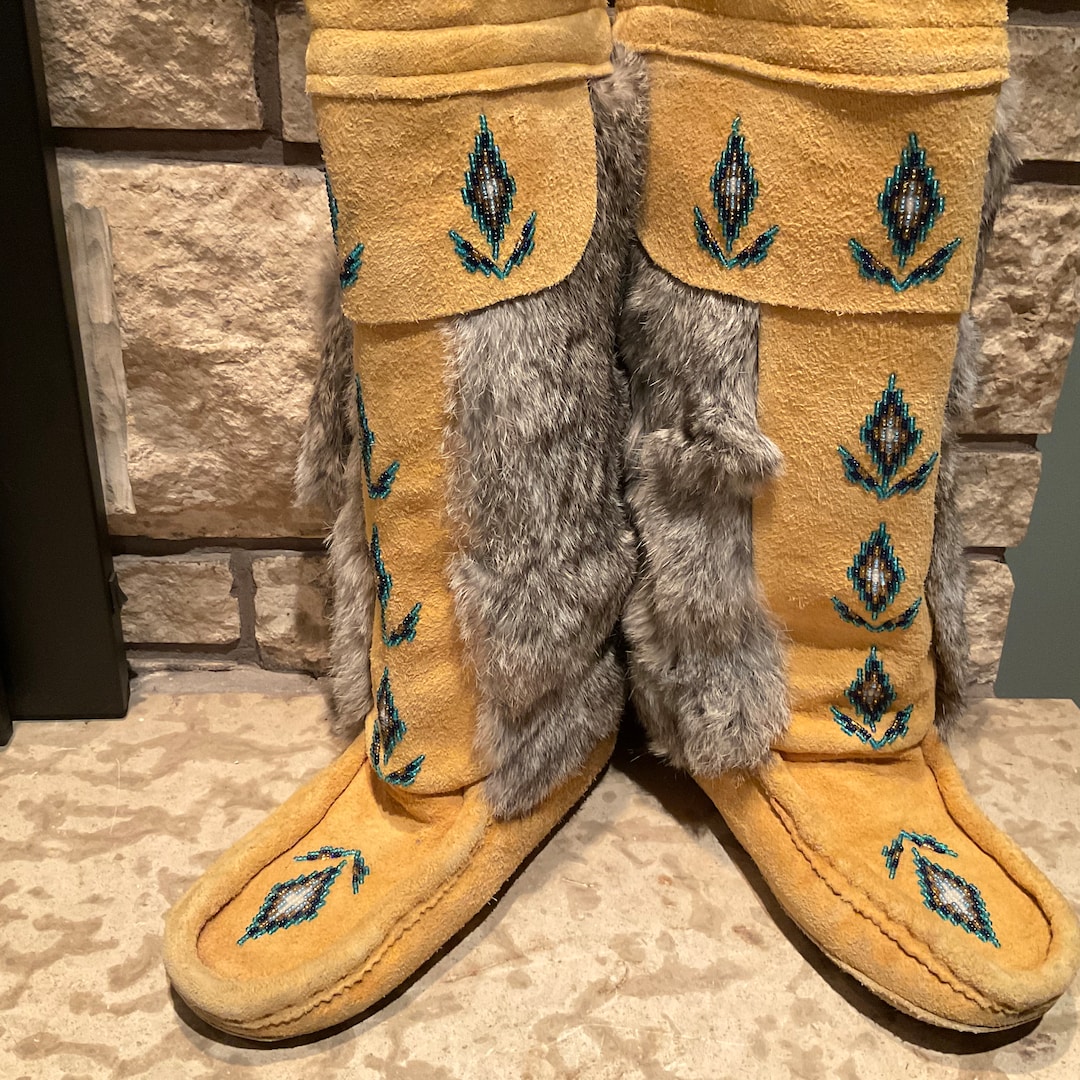 Vintage Canadian Indigenous Hand Made Beaded Rabbit Fur Moose Hide Tall ...