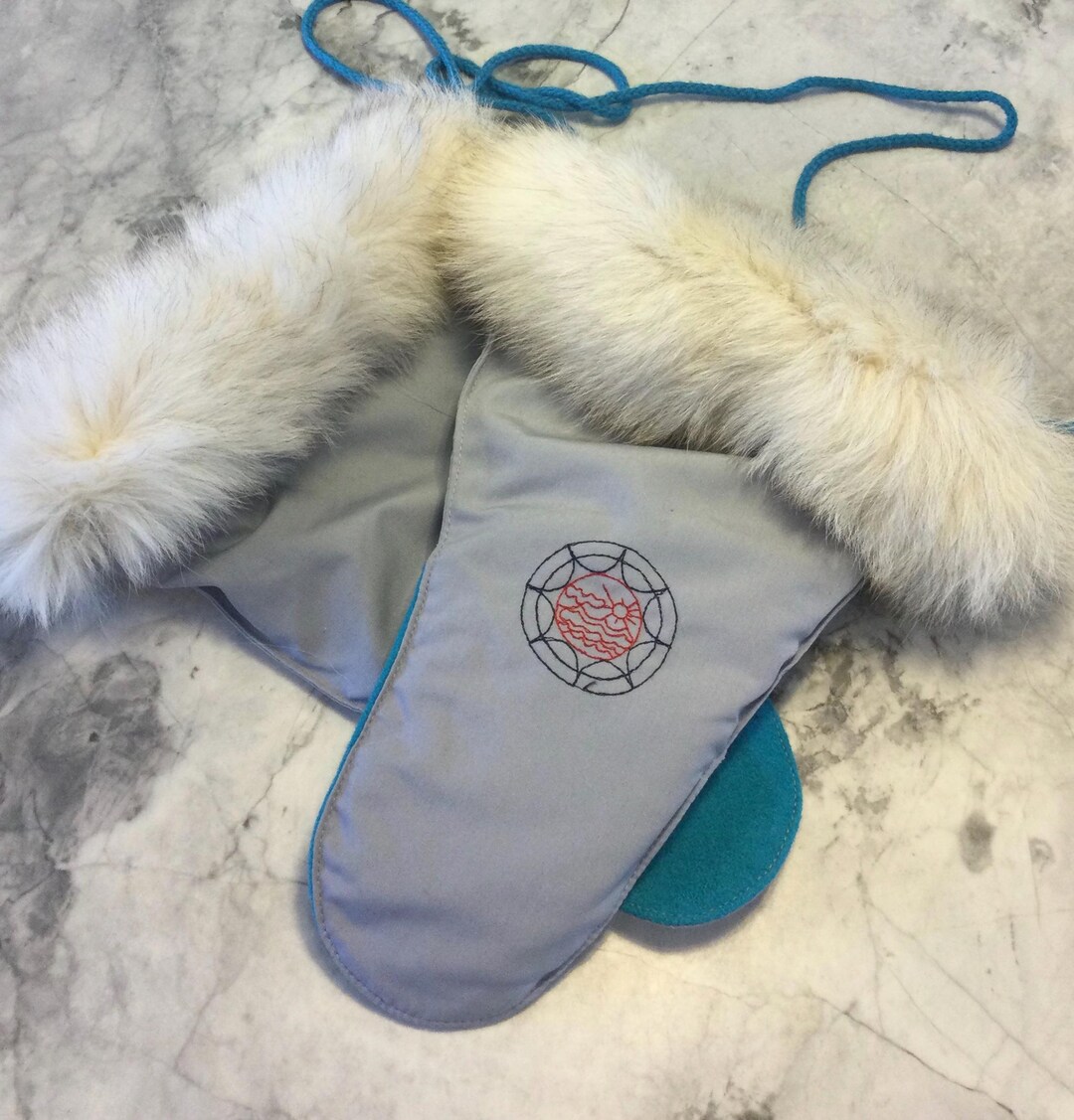 Rare Hand Made Vintage Canadian Inuit Native Blanket Wool Fur Mittens ...