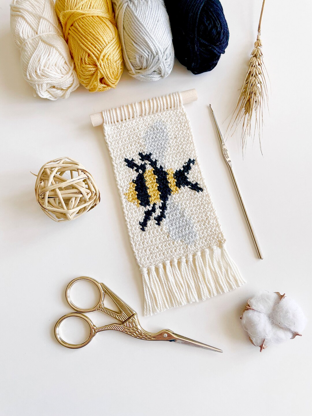 Crochet Pattern | the Bumble Bee Car Charm | Car Charm Crochet Pattern ...