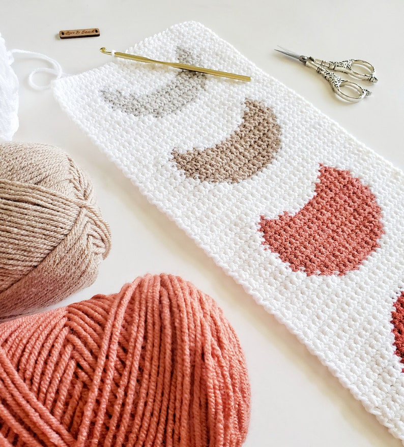 Crochet Pattern the Autumn Moon Phase Wall Hanging Moon - Etsy