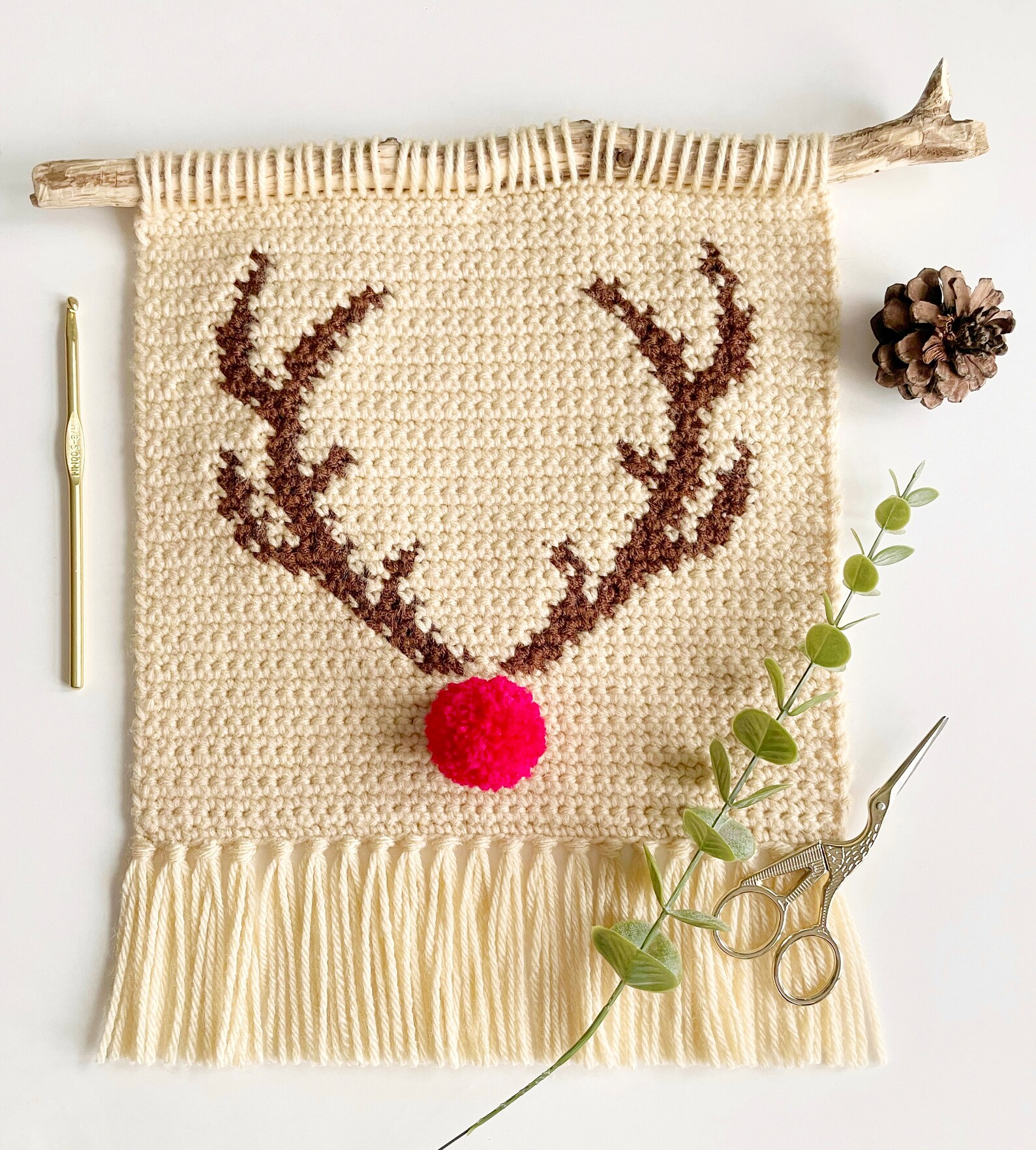 Crochet Pattern | the Red Nosed Reindeer Wall Hanging | Wall Hanging ...