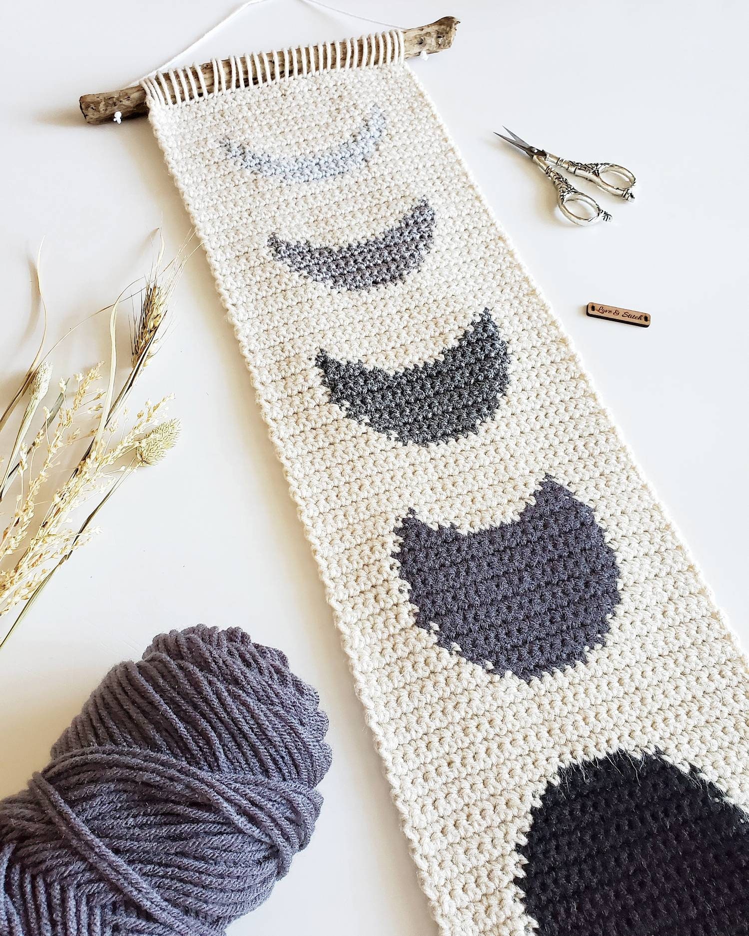 Crochet Pattern the Autumn Moon Phase Wall Hanging Moon - Etsy UK
