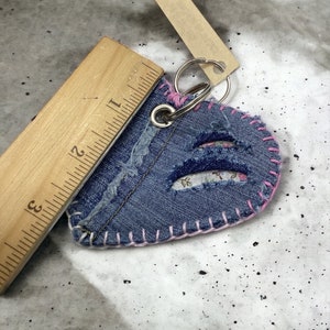 Handmade Heart-shaped Upcycled Vintage Denim Keychain Peek-a-boo Floral ...