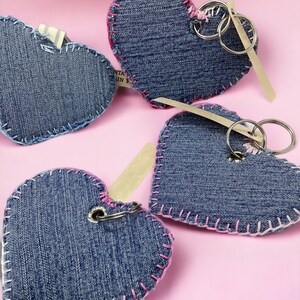 Handmade Heart-shaped Upcycled Vintage Denim Keychain Peek-a-boo Floral ...