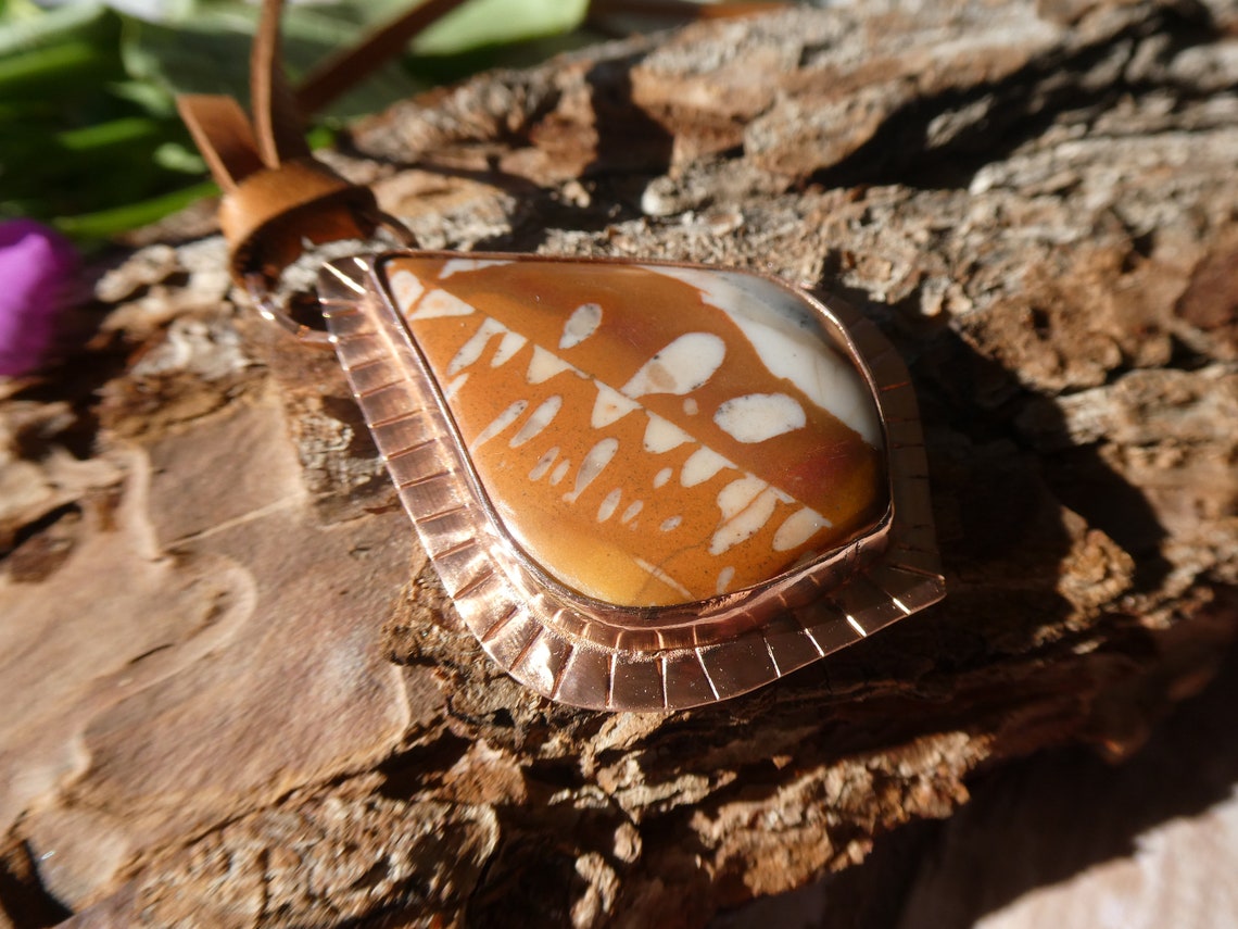 Fawn Stone Necklace in a Copper Leaf 30 Leather | Etsy