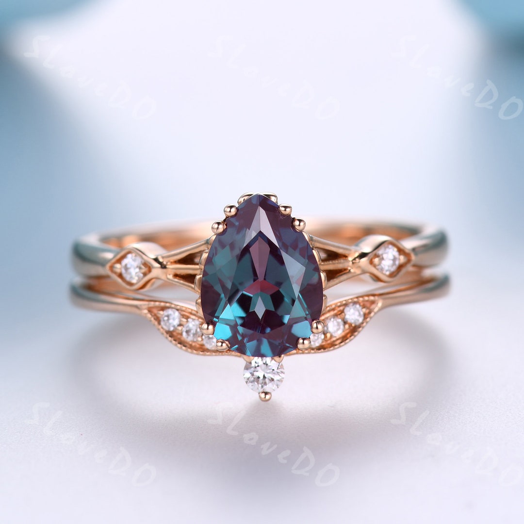 Dainty Alexandrite Engagement Ring Pear Alexandrit Ring Set 14K Rose ...
