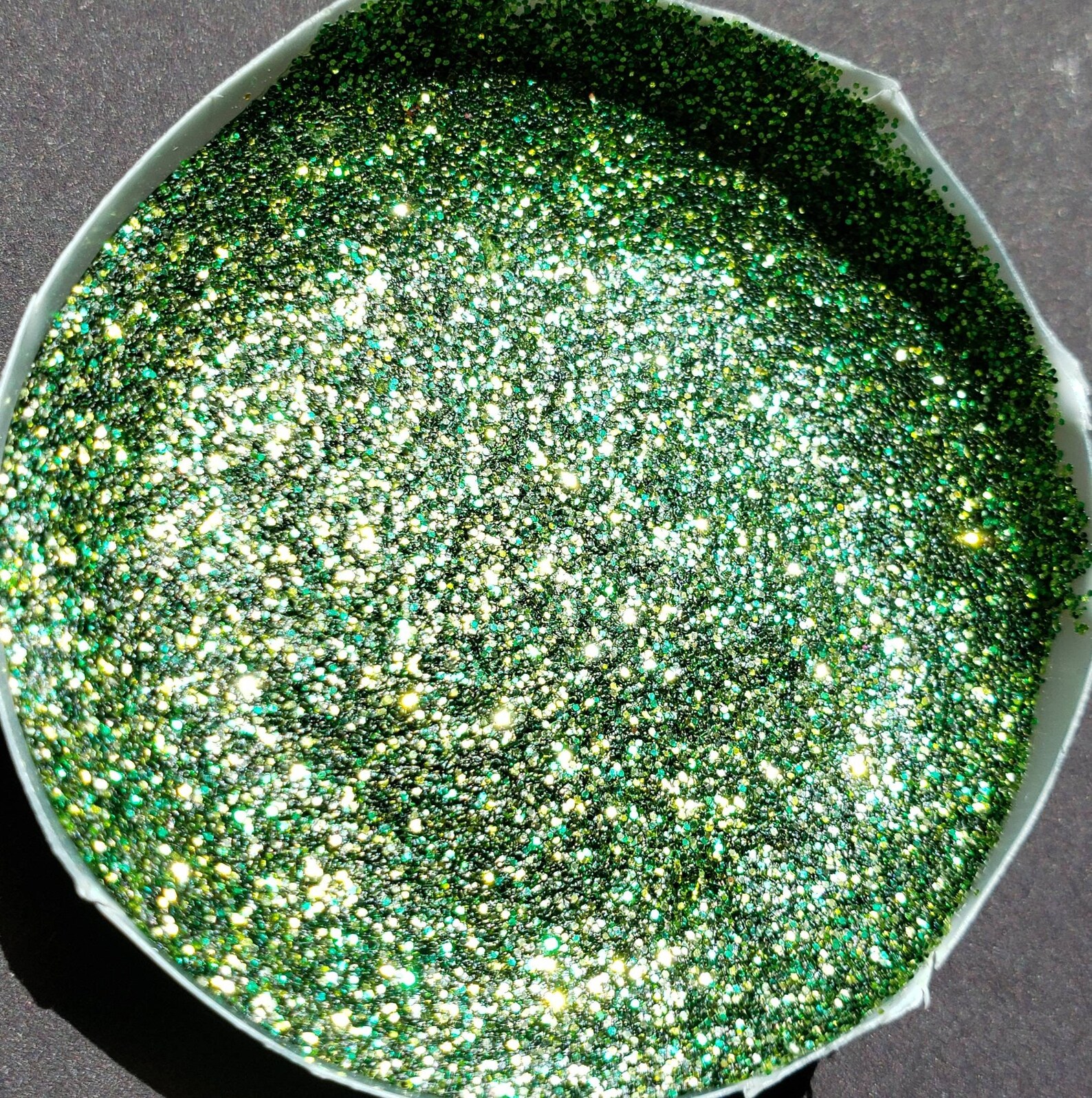 Ember Green Extra Fine NO MESS Glitter Paint. Glitter, Sparkle, Green ...