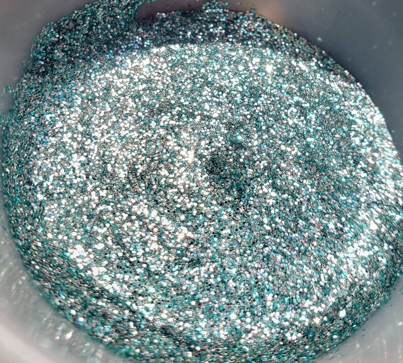 Peacock Extra Fine NO MESS Glitter Paint. Glitter, Sparkle, Sign Making ...