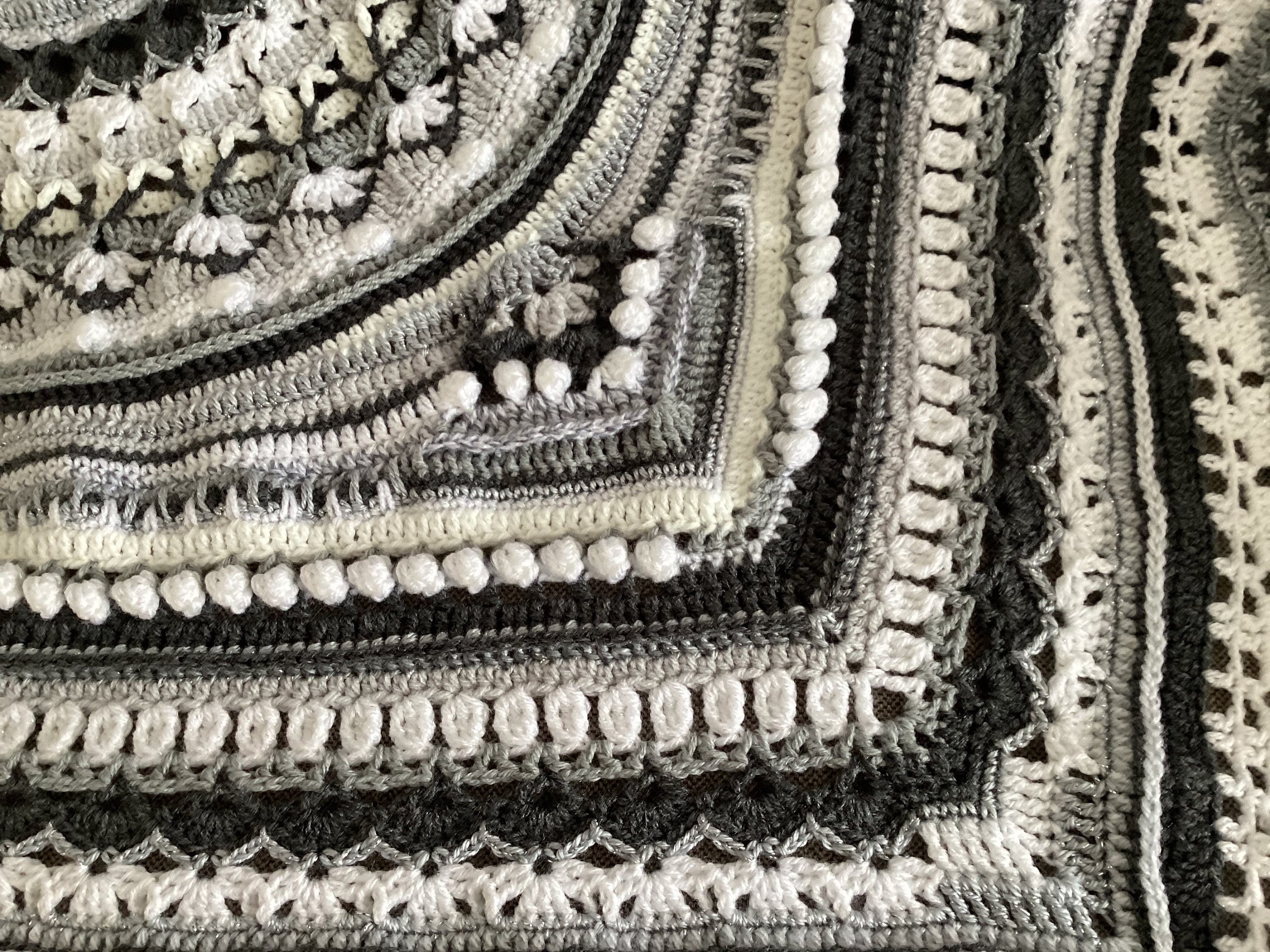 Grey Mandala Blanket / Crochet Mandala Throw / - Etsy