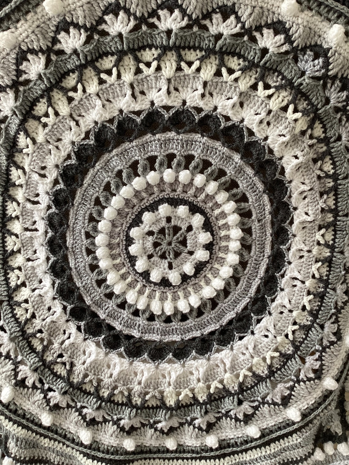 Grey Mandala Blanket / Crochet Mandala Throw / - Etsy