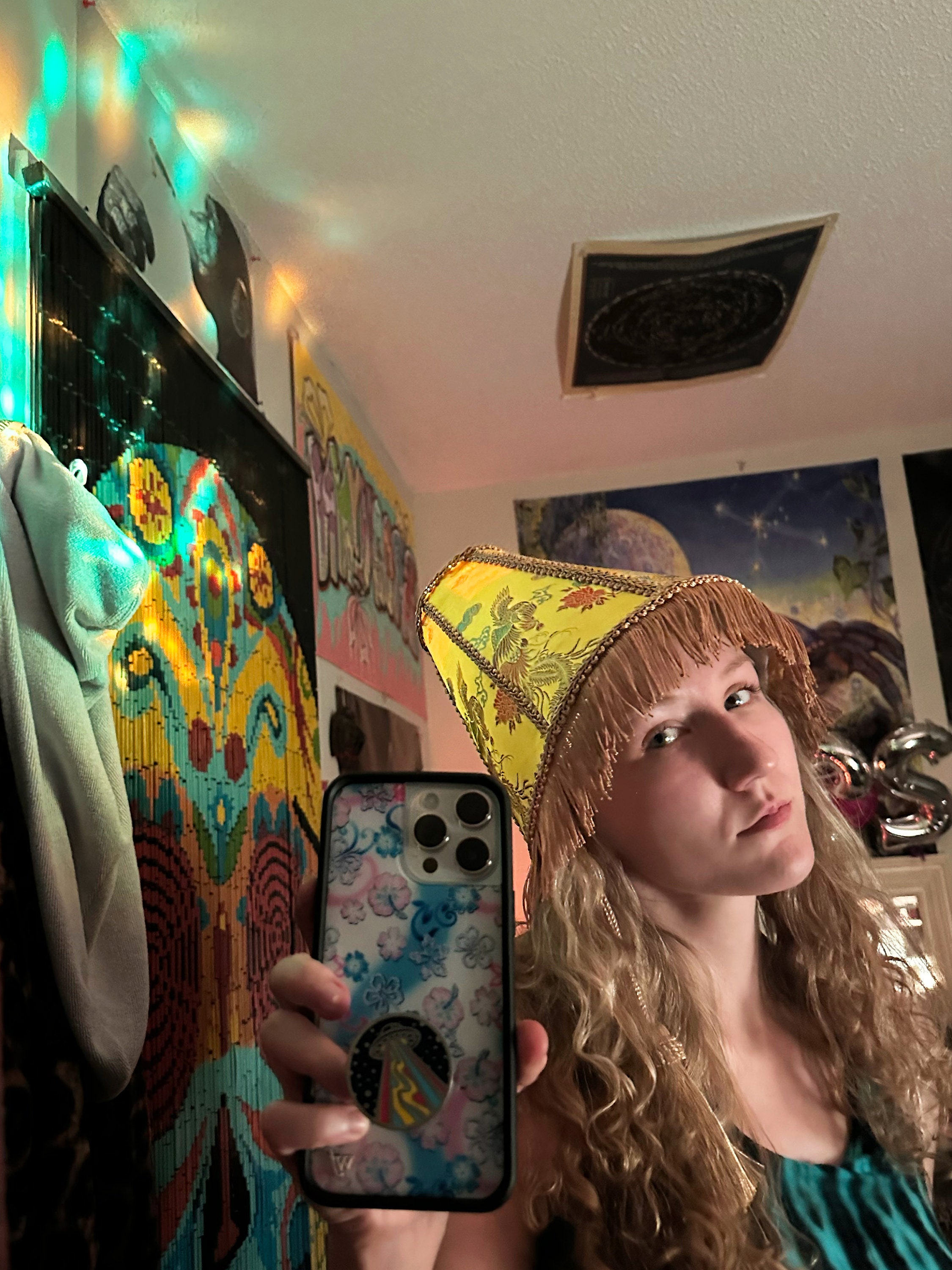 Lampshade Hat With LED Party Lights - Gold Oriental Lamp Hat, Funny ...