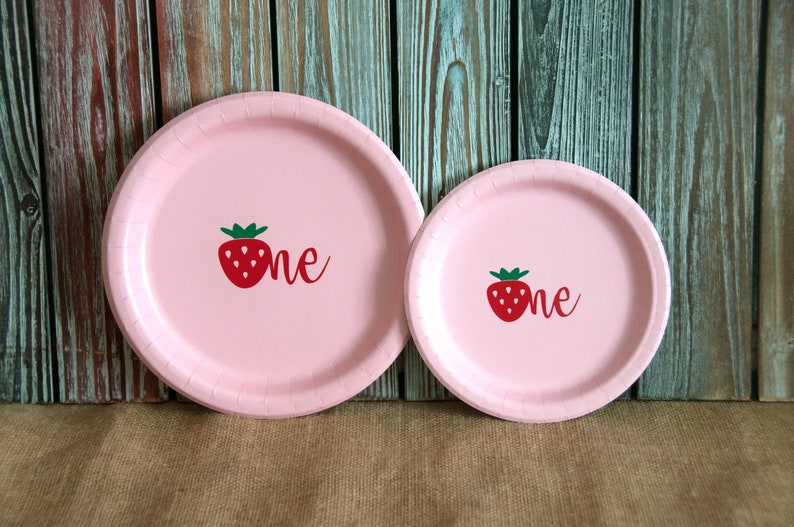 8 1st Birthday Strawberry or Raspberry Plates - Etsy