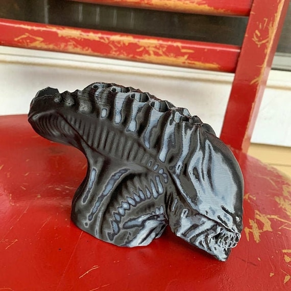 Alien Xenomorph Pen Holder - Etsy