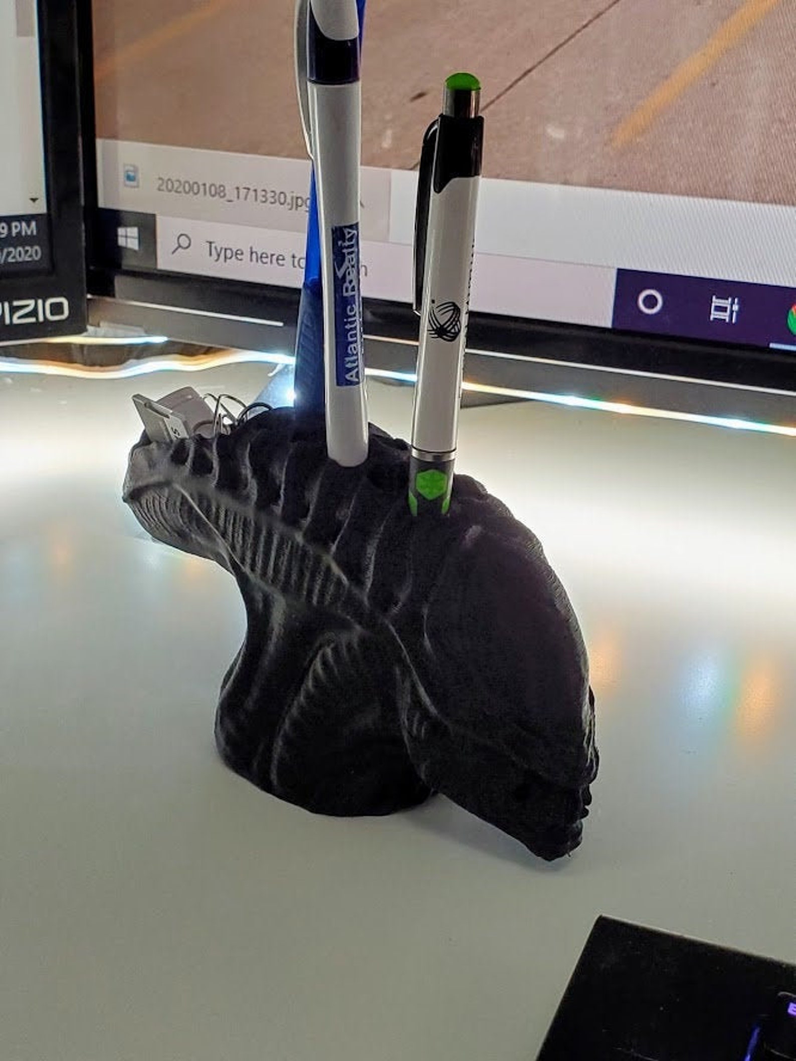 Alien Xenomorph Pen Holder - Etsy