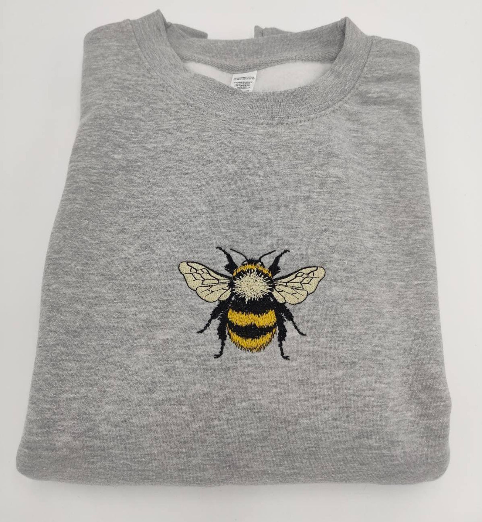 Embroidered Bee Sweatshirt ,nature Shirt , Casual Sweatshirt - Etsy UK