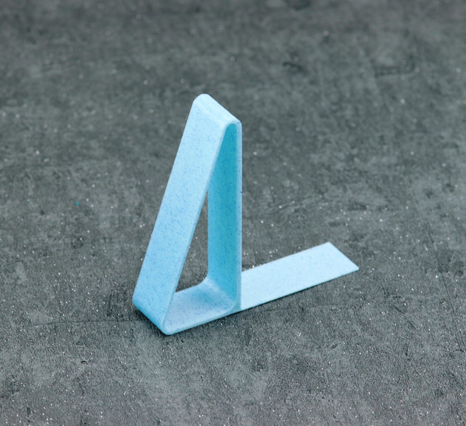 3D Printed Simple Design Bookend Plastic Book Stand Triangle - Etsy