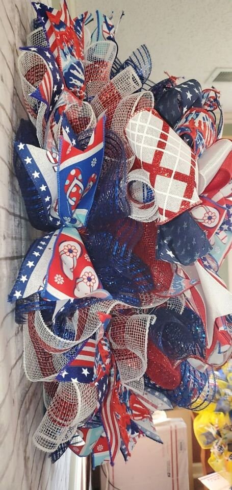 Flip Flops & Tye Dye Patriotic Deco Mesh Wreath - Etsy
