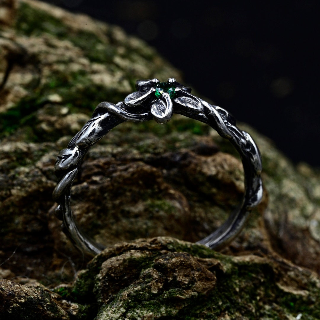 Elven Twig Branch Engagement Ring With Nature Theme, Forest Witch Vine ...