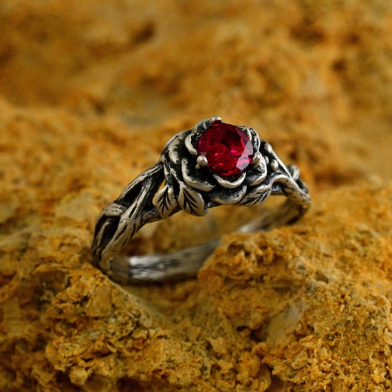 Unique ruby jewelry store