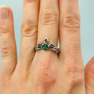 Emerald Elven Branch Wedding Ring Women, Unique Engagement Ring Nature ...