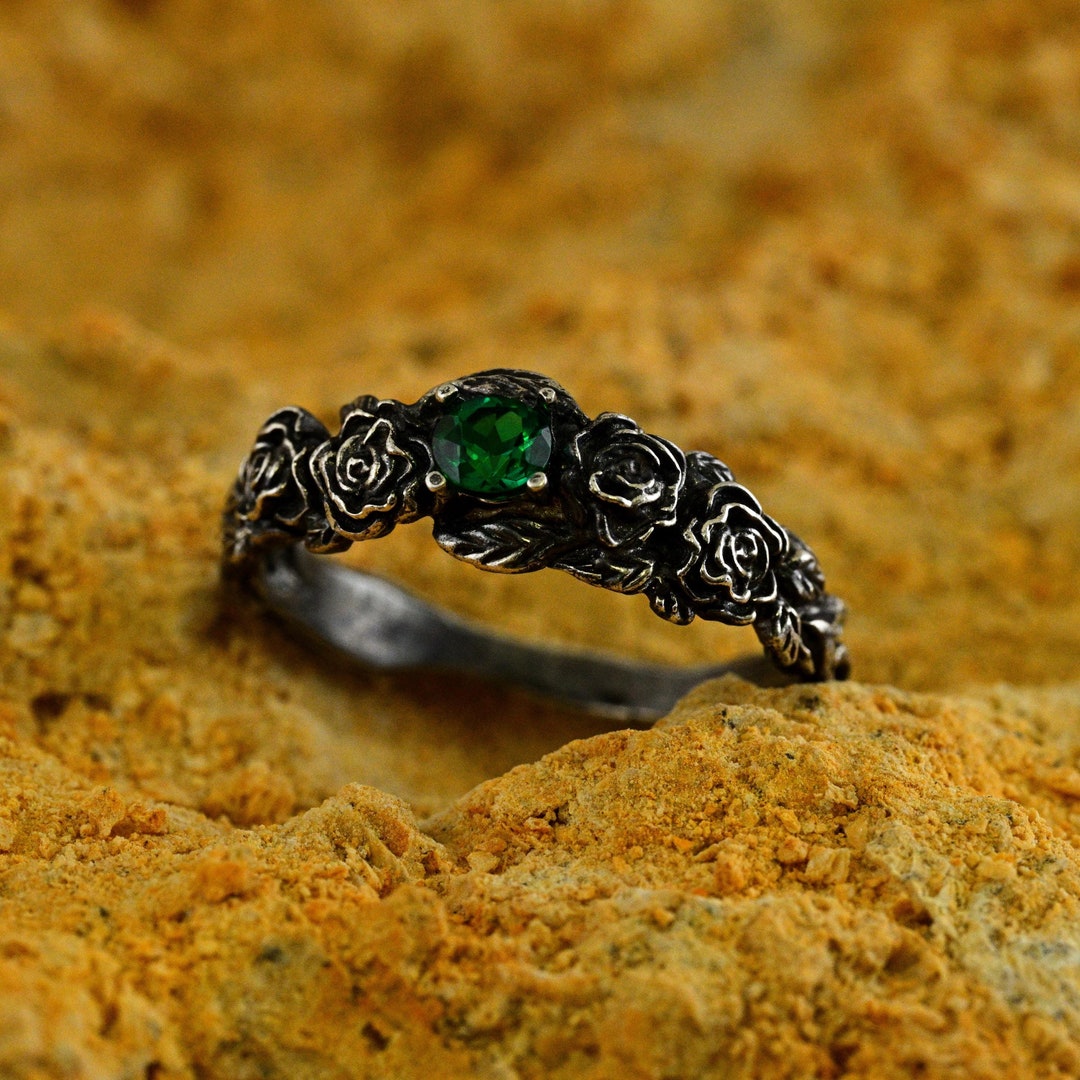 Unique Fairytale Wedding Ring With Branch and Leaf Design, Ethereal ...