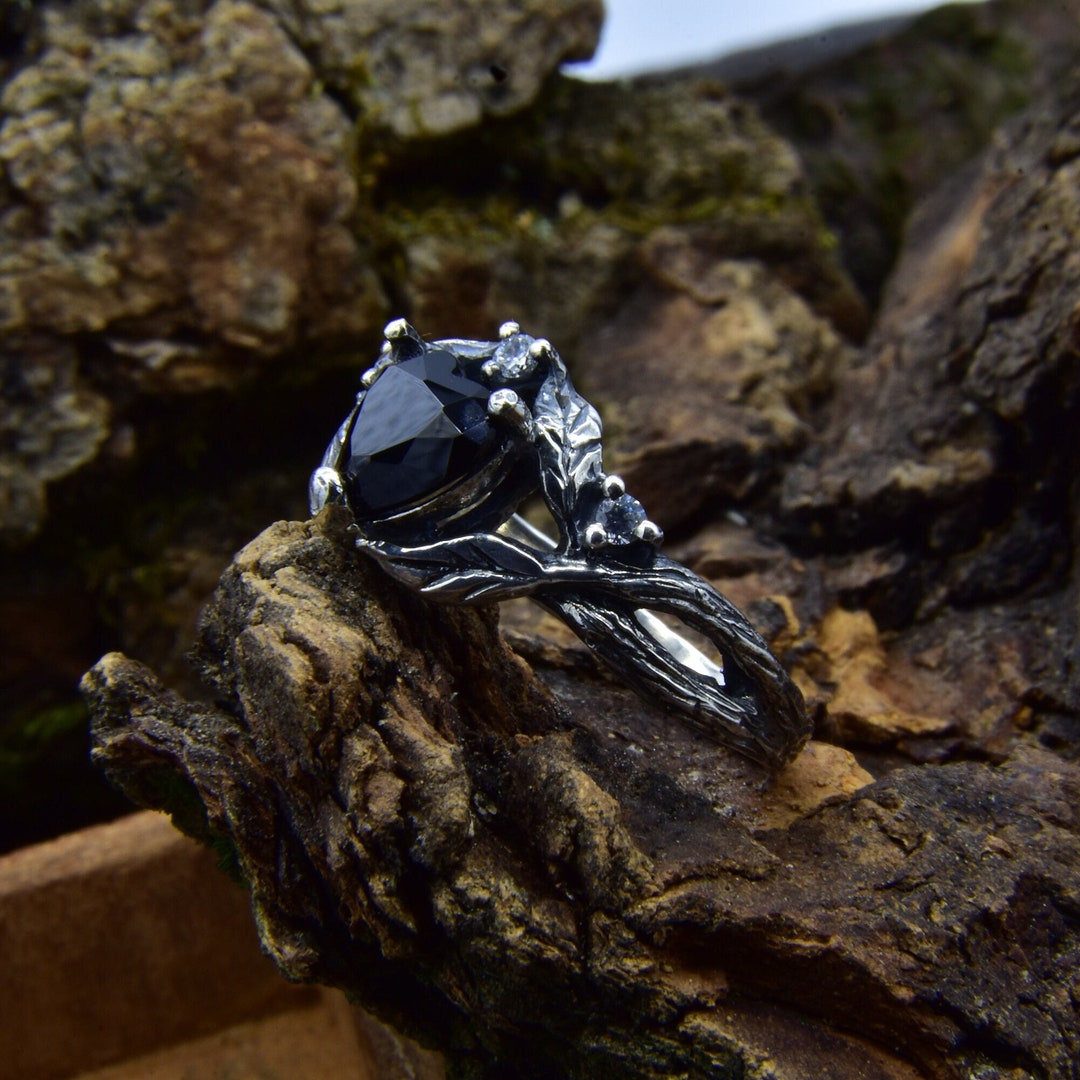 Black Heart Ring, Enchant Elven Wrap Ring, Leaf Branch Claddagh ...