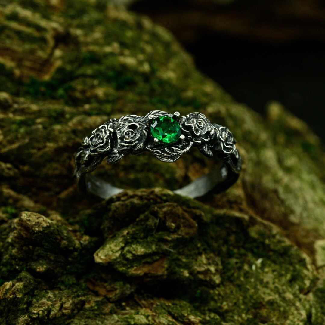 Unique Fairytale Wedding Ring With Branch and Leaf Design, Ethereal ...