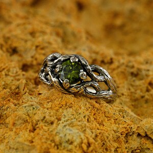 Peridot Elven Branch Wedding Ring Women, Unique Engagement Ring Nature ...