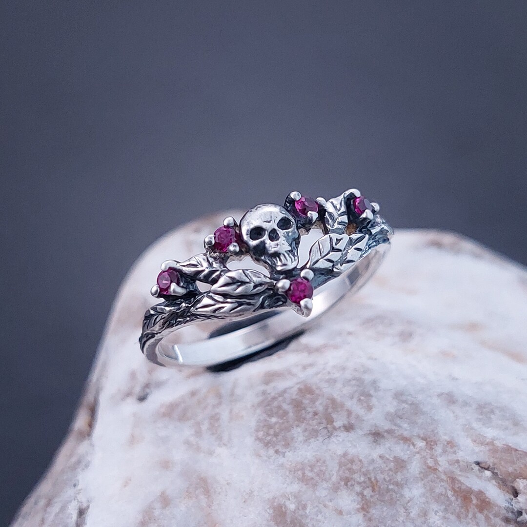 Unique Skull Ruby Ring, Mystic Gothic Ring, Skull and Leaves on ...