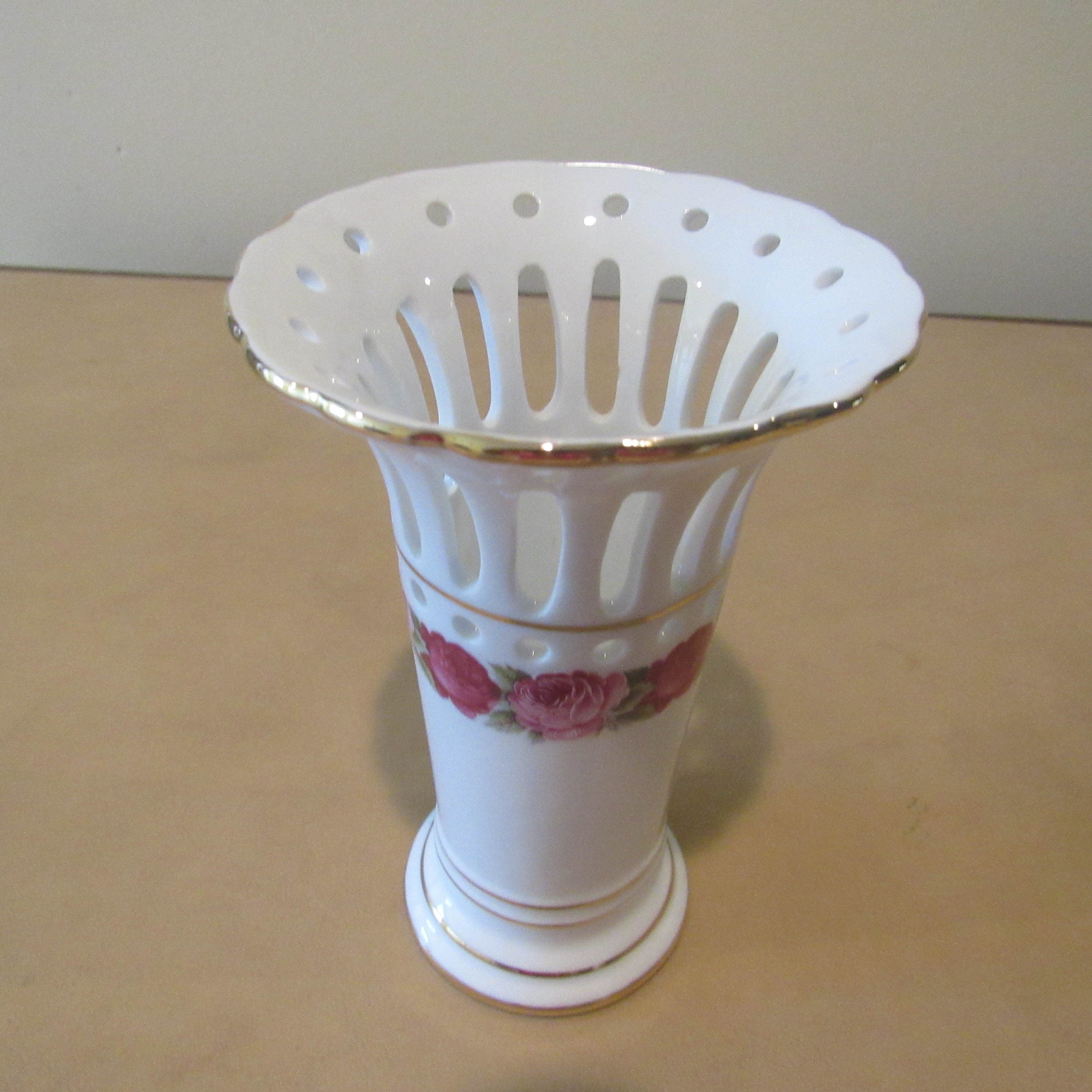 Pair of Rose Vases With Lattice Style Top - Etsy