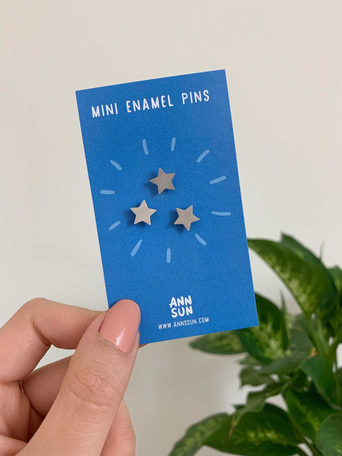 Mini Stars Enamel Pin by Annsun - Etsy