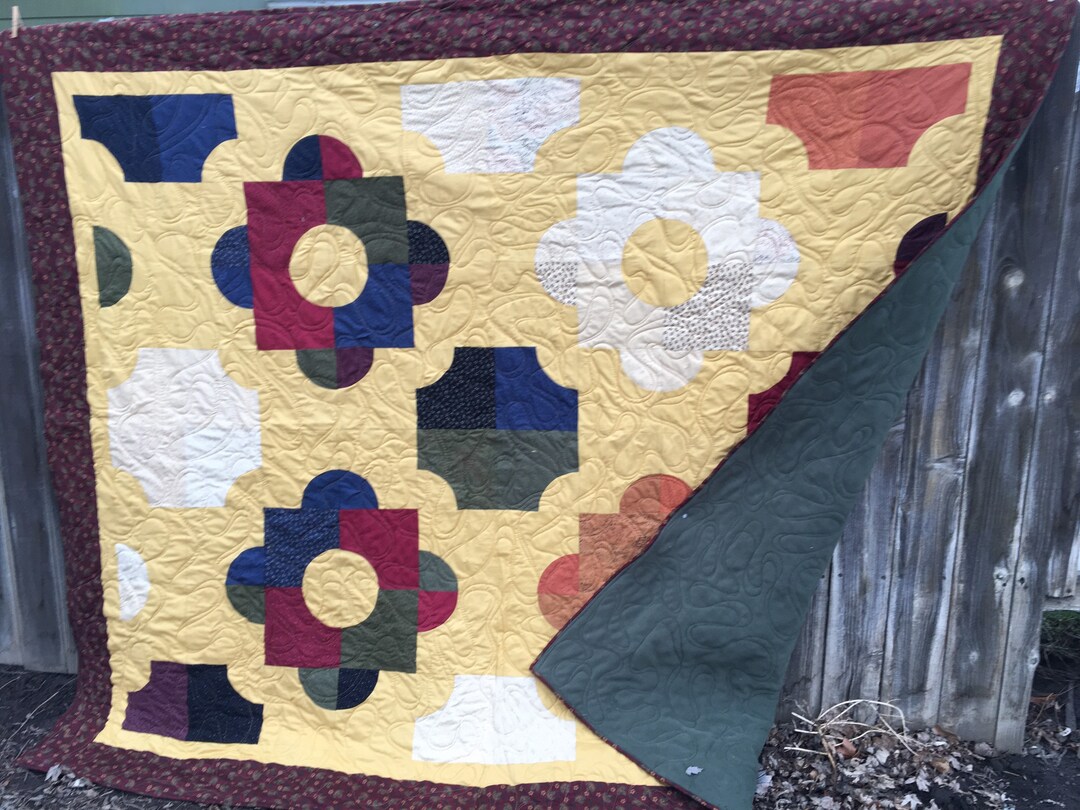 Courtyard Path Quilt - Etsy