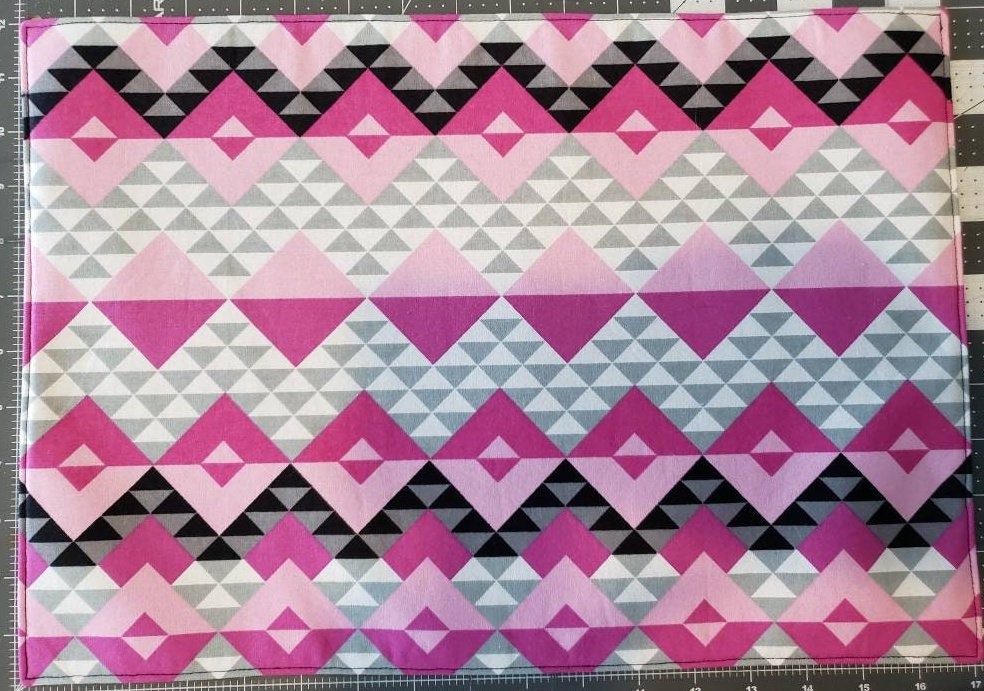 Set of 4 Geometric Triangle Placemats - Etsy