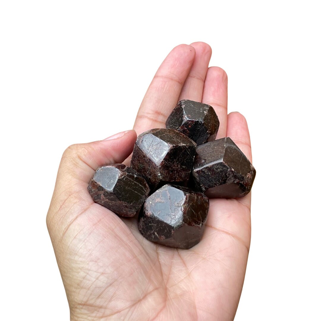 Garnet Tumbles, Star Garnet, Garnet Rock, Garnet/atrophyllite - Etsy