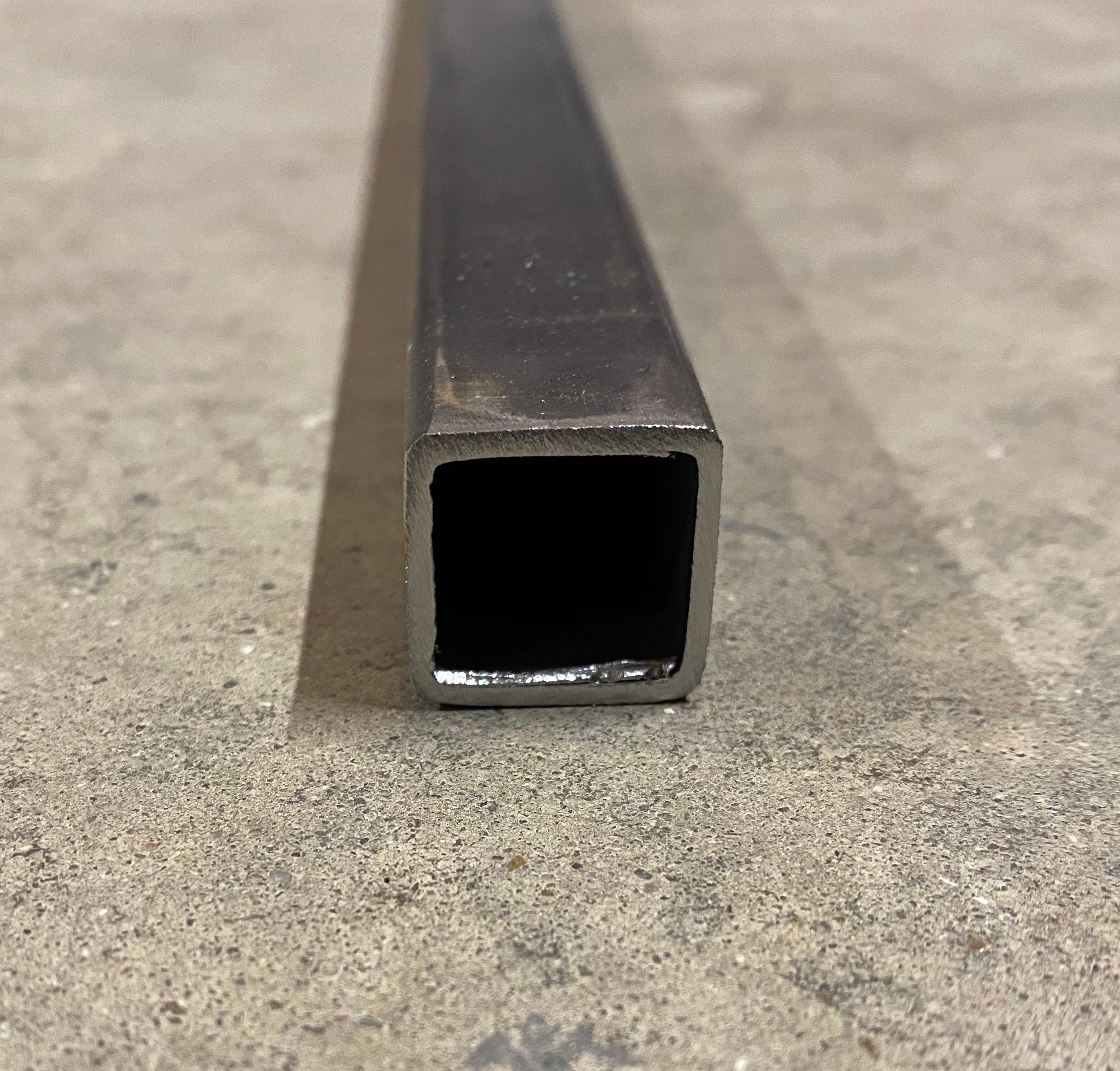 Square Tubing for sale | Only 2 left at -75%