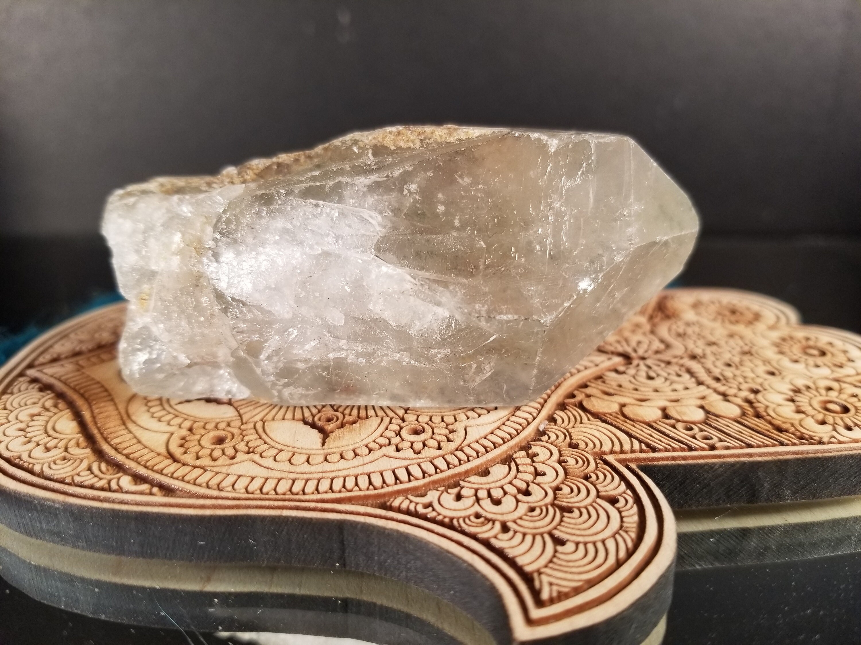 Large Garden Quartz Quartz Point Natural Lodolite Point Scenic Quartz ...