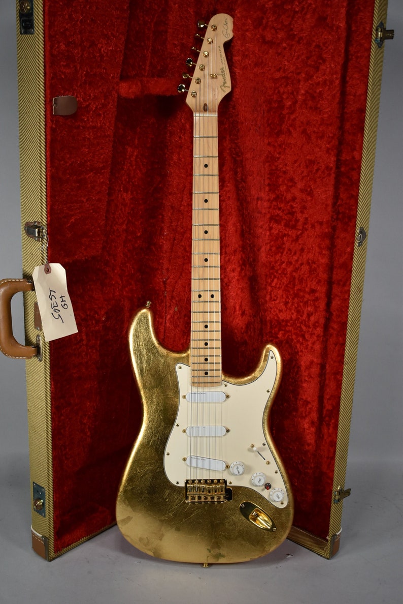 1989/1991 Fender Custom Shop Eric Clapton Stratocaster Gold Leaf ...