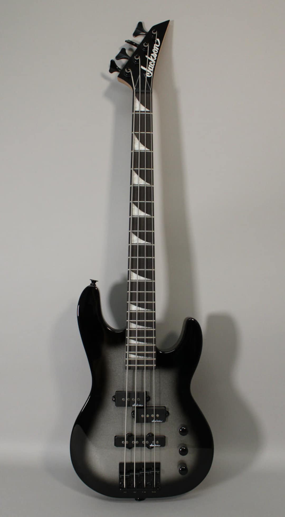 Jackson JS1X Minion Concert Short Scale Bass Silverburst - Etsy